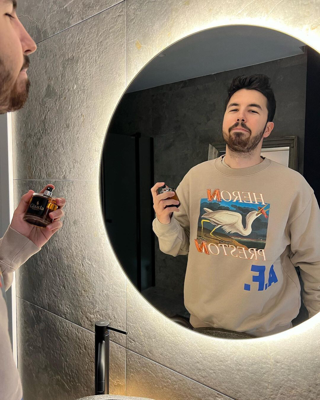 Agencia de Willyrex - Contactar con Willyrex